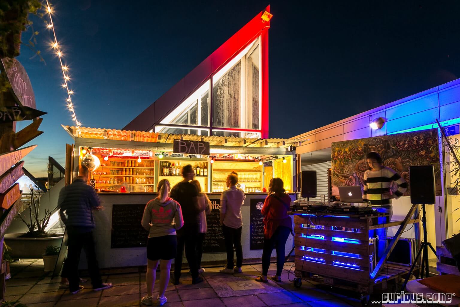 Die 25 besten Rooftop Bars & Eventlocations in Wien - EVENTFEX